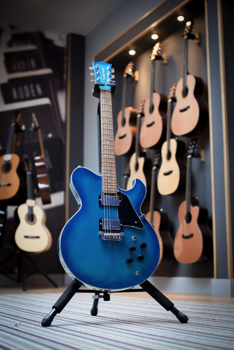 Great British guitars - Gordon Smith Guitars